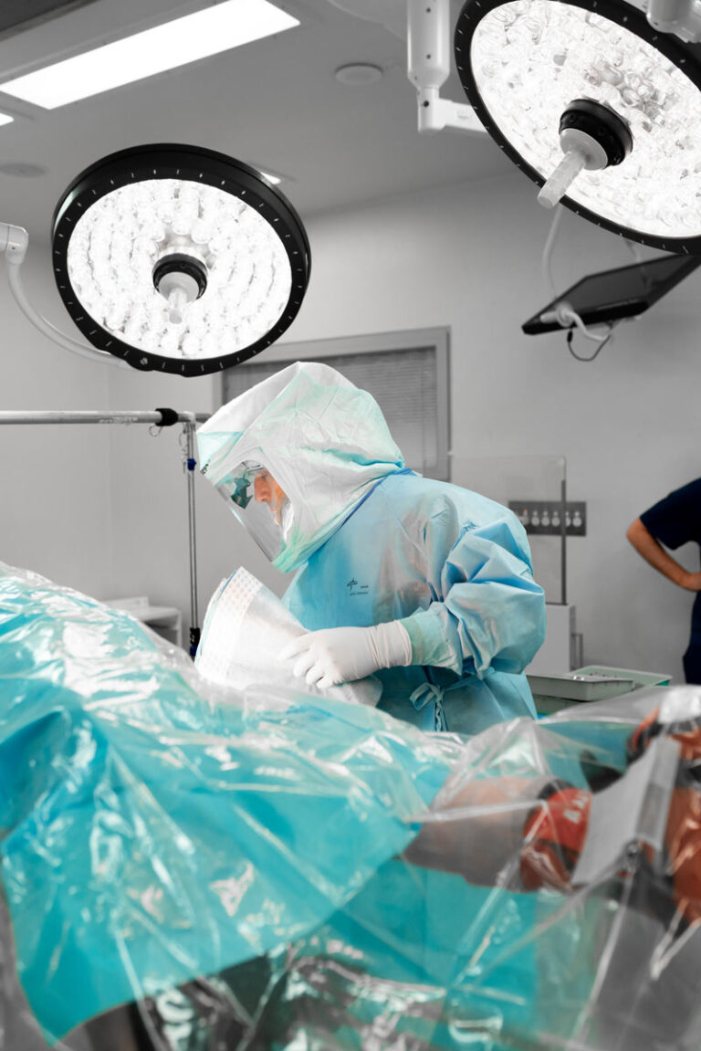 Mr Ilan Freedman | Orthopeadic Surgeon